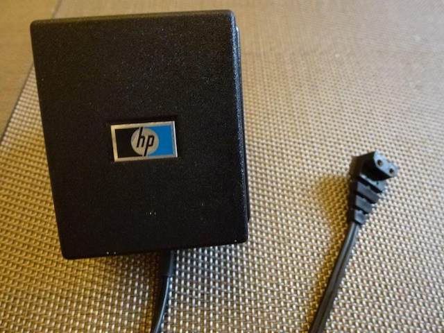 Hewlett-Packard strujni adapter/punjač 82026A