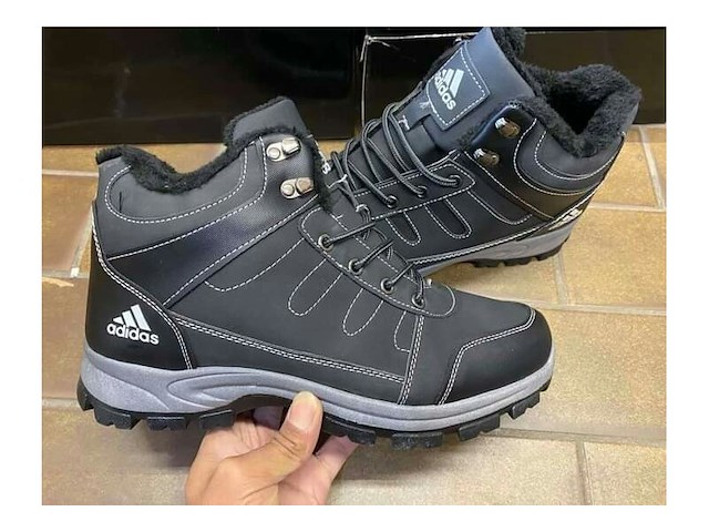 Adidas muske čizme zimske crne NOVO 41-46