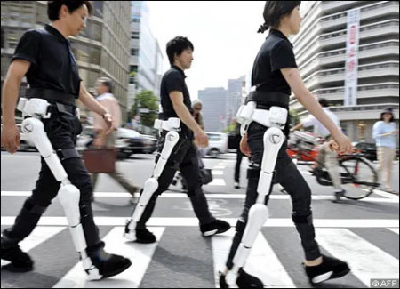Japan Cyberdyne- Brain Controlled Cyberdyne iz Tsukube-a Sajber -odela za Medicinsku upotrebu