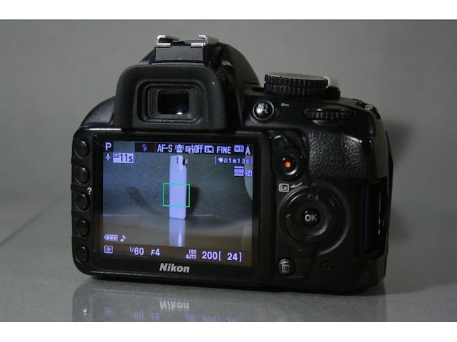 Nikon D3100 delovi