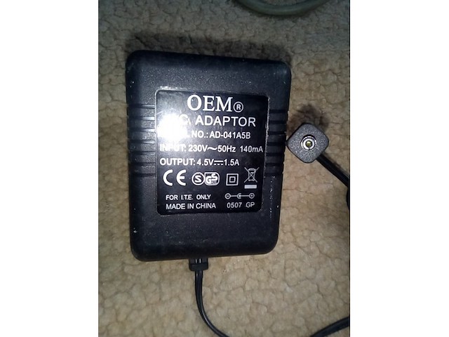 AC-DC Adapter 4,5V 1,5A OEM model:AD-041A5B