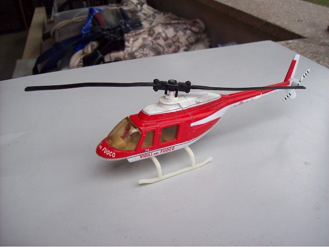 burago metalni helikopter