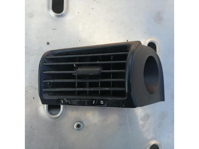 Ventilacija u P.L. vratima za BMW e34