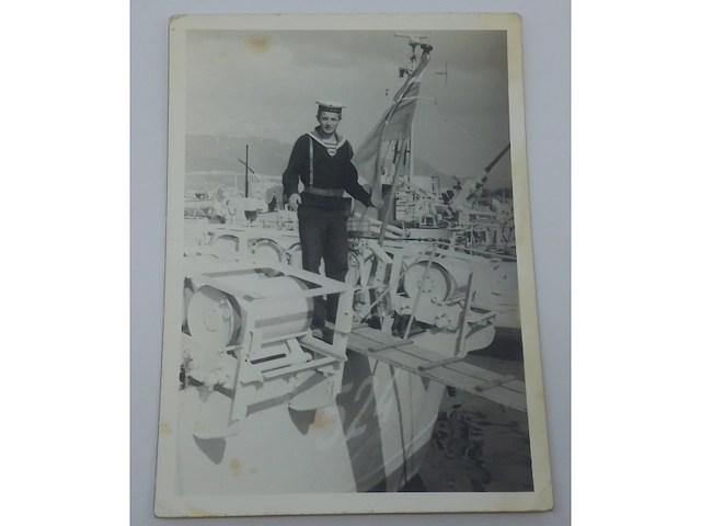 JRM-Mornar na brodu-Split-Lora