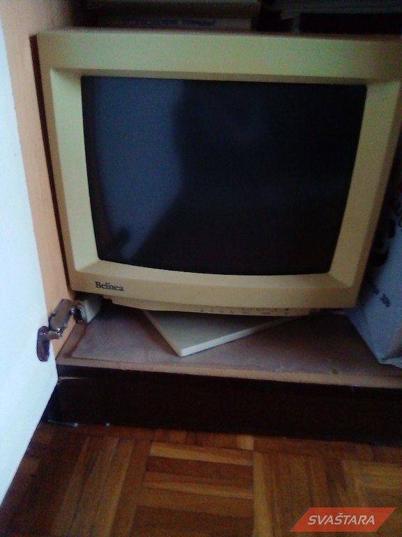 Monitor stari TV model