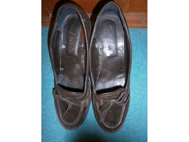 LOT-3 para 2 braon cipele i crne patike