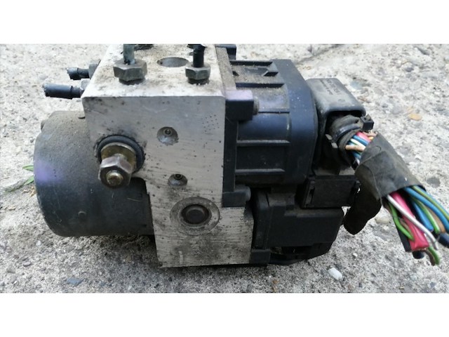 Pumpa abs a Alfa Romeo 156