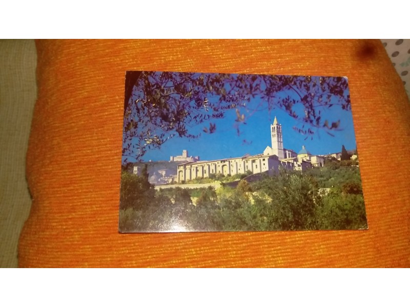 ASSISI SANTA KLARA CRKVA