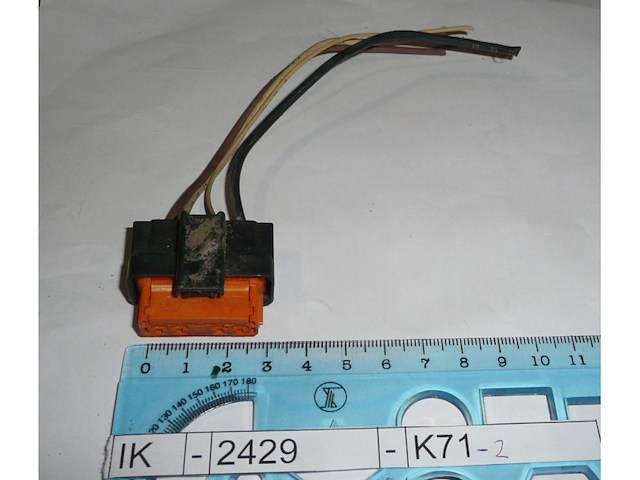 Renault konektor sa parčetom kabla.	IK	-	2429	-	K71-2