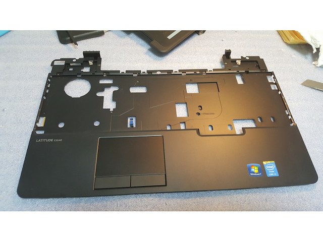 Palmrest za  Dell Latitude E5540 Kao novo !