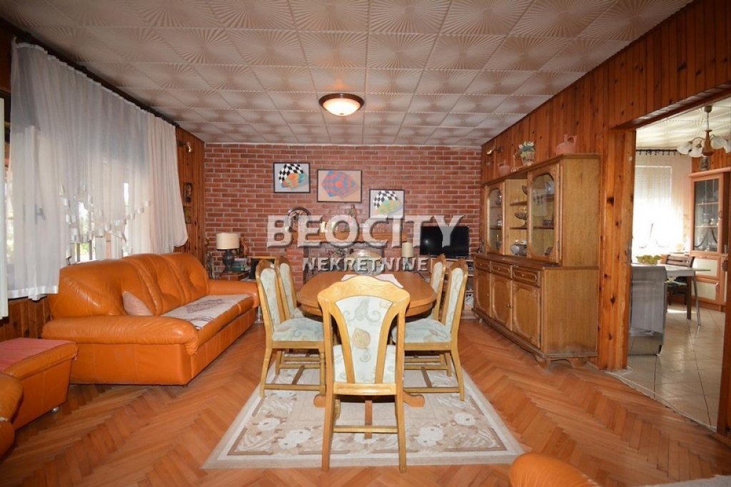 Barajevo, Glumčevo brdo, Vucinac, 13. 0, 770m2, 315000EUR