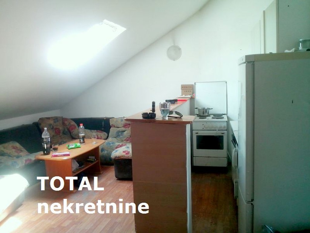 NOVI SAD - CENTAR - 52. 00 m2