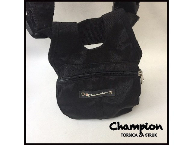 CHAMPION original torbica za struk,kao nova