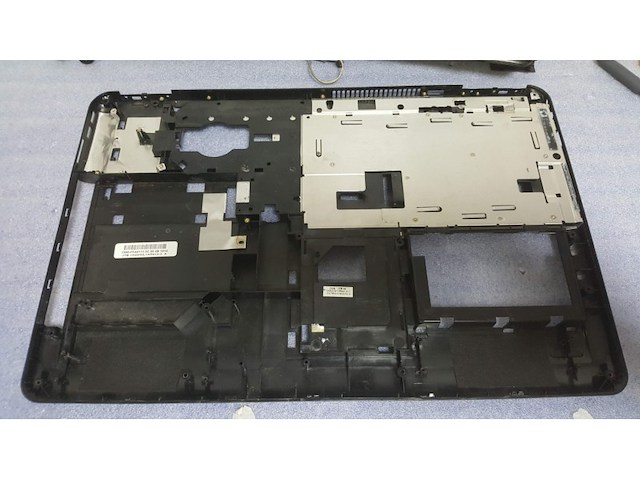 Donja plastika kucista za Asus X70A