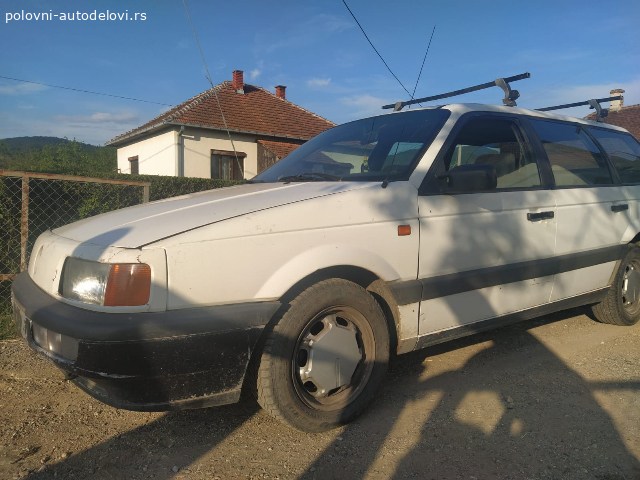 Delovi za Passat B3, 1,9D 1991...