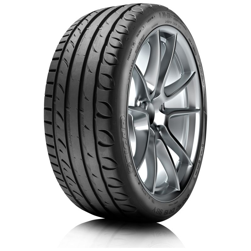 235/55R18 100V Tigar Ultra High Performance