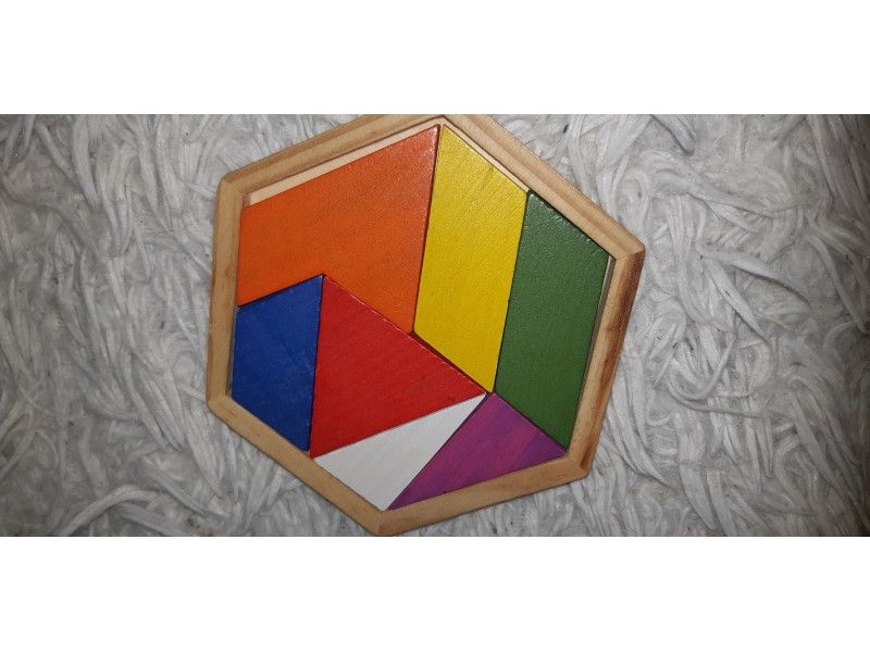 Drveni TANGRAM 12x13cm