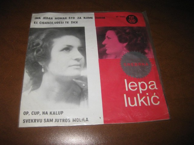 Lepa Lukić - Ima Jedan Momak Što Za Njime Žudim