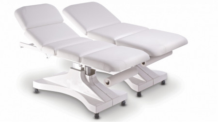 COMFORT W,Fully electric 5 section treatment table with four motors
