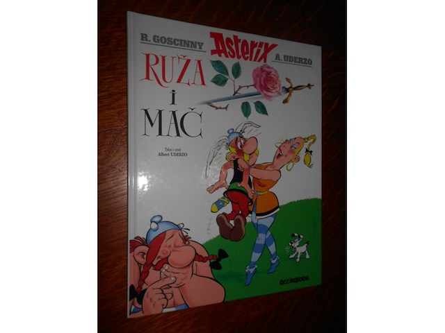 ASTERIX ruža i mač  bookglobe  hc