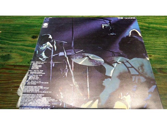 DOORS -ABSOLUTELY LIVE 2LP