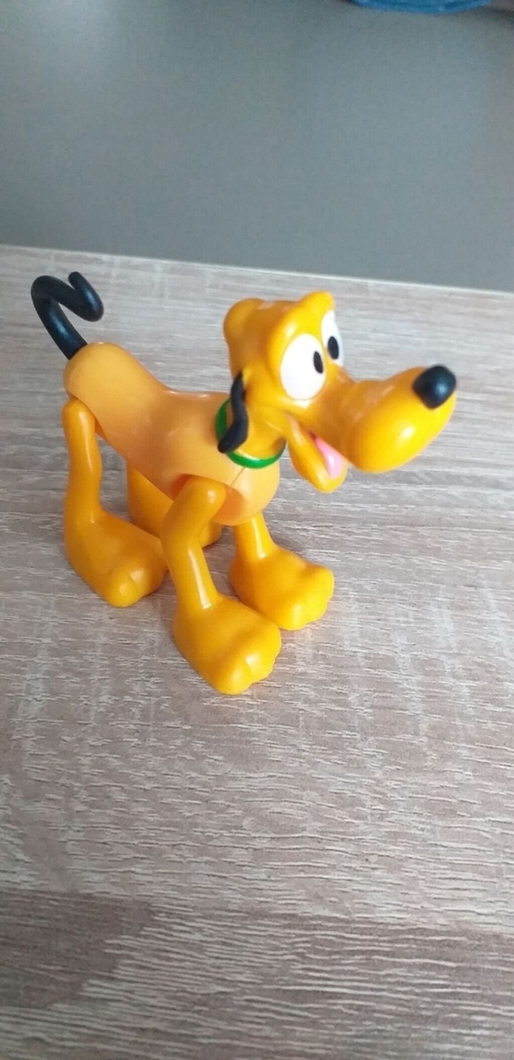 Pluton/disney kolekcija. Original. Novo!