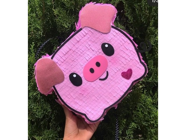 Piggy, PINJATA