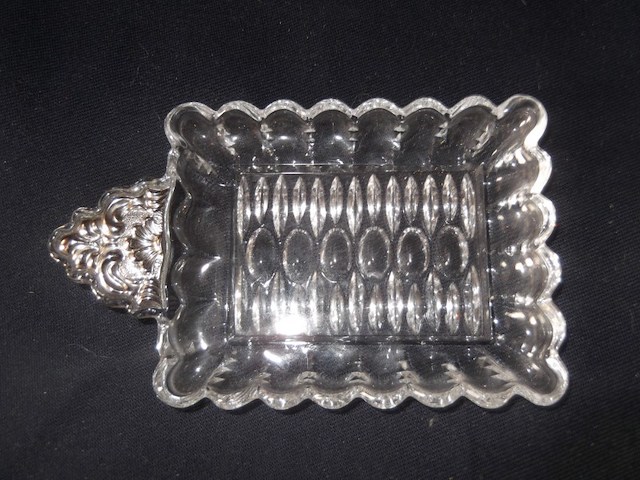 Kristalana cinija pepeljara sa srebrnim (finoca 800)