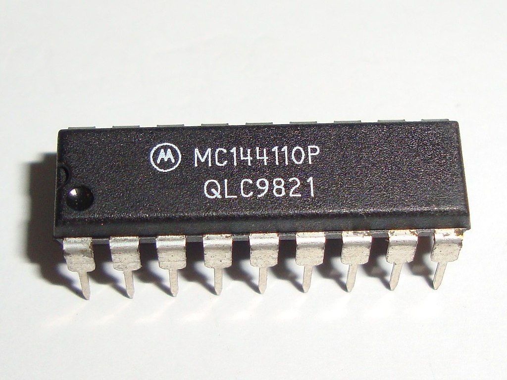 IC MC144110