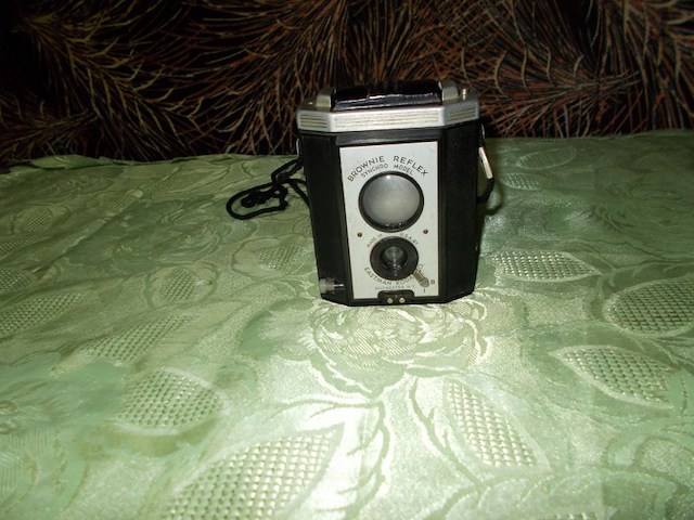 Brownie Reflex Synchro model - 1941-1952 godina