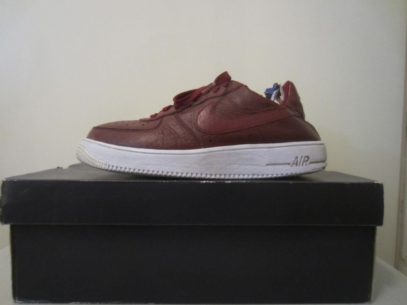 Orginal NIKE AIR FORCE zenske patike 41-POVOLJNO