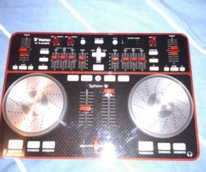 Vestax typhoon