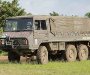 Kupujem Pinzgauer 6 ×6