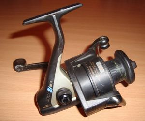 Shimano 3000 bx mašinica