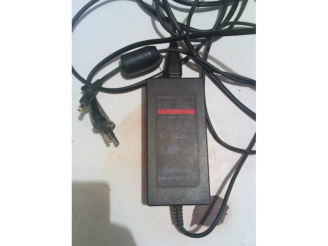 playstation 2  adapter  vise  komada sa nap.kablom isp.