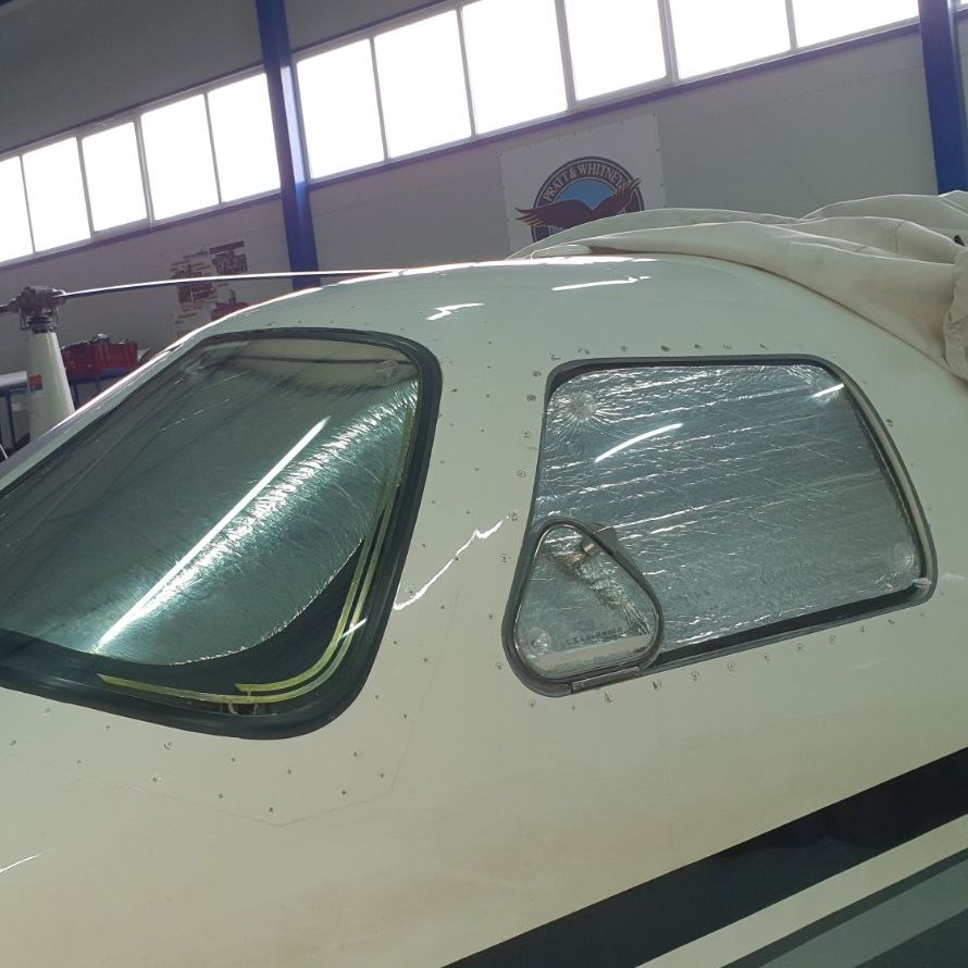 LOWLAND - Sun Shield for Piper PA46 Meridian M500 - Set of 4 pcs.