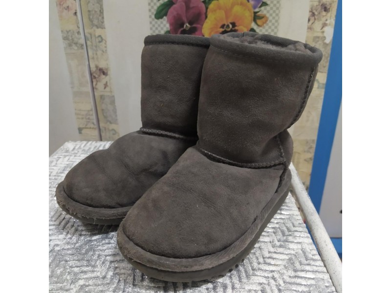 UGG ORIGINAL SIVE 27 dužina gazišta 16.5