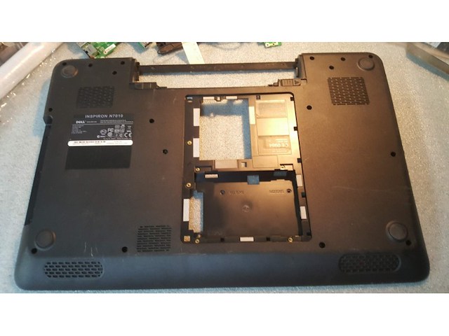 Donja plastika za Dell Inspiron N7010
