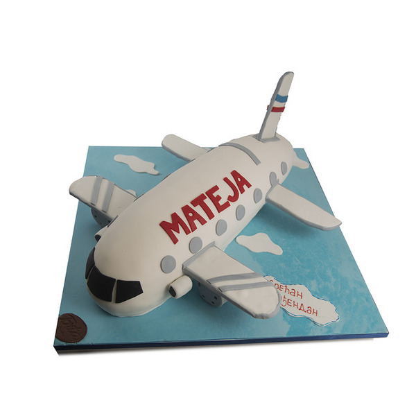 Beli avion torta