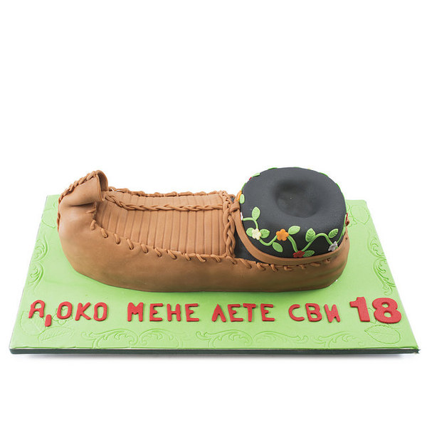 Opanak torta za 18. rođendan