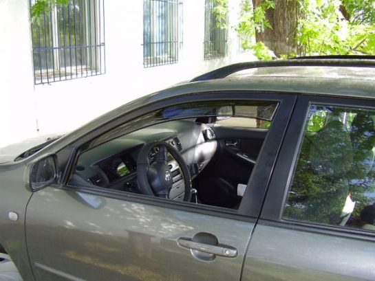 Bocni vetrobrani (prednji) za Toyota Corolla (4/5 vrata, 2002-2006)
