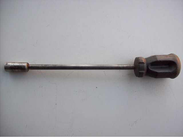 Šrafciger nasadni ključ 7mm