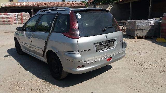 Zadnje staklo peugeot 206 sw