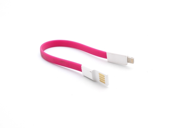 Data kabal iTRIM Magnetic za iPhone 5 pink 0,25m