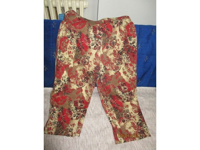 Pantalone `DAVID PAUL` veci broj  KAO NOVE