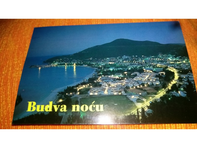 budva nocu