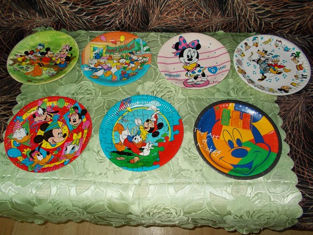 Disney rodjendanski tanjirici iz 80-ih i 90-ih godina
