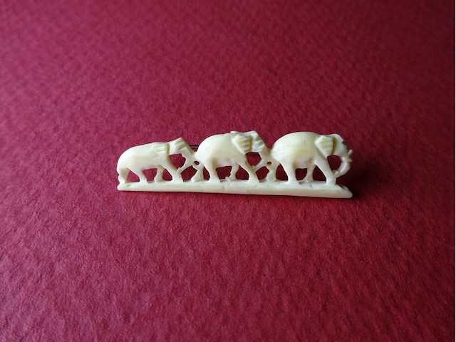 broš tri slona od slonovače