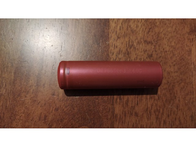 Punjiva baterija 18650 , Sanyo 3,6V , UR18650FJ