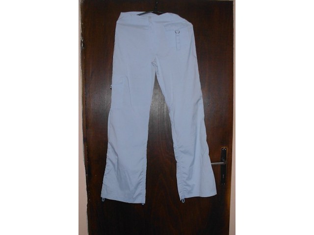 Pantalone kao nove